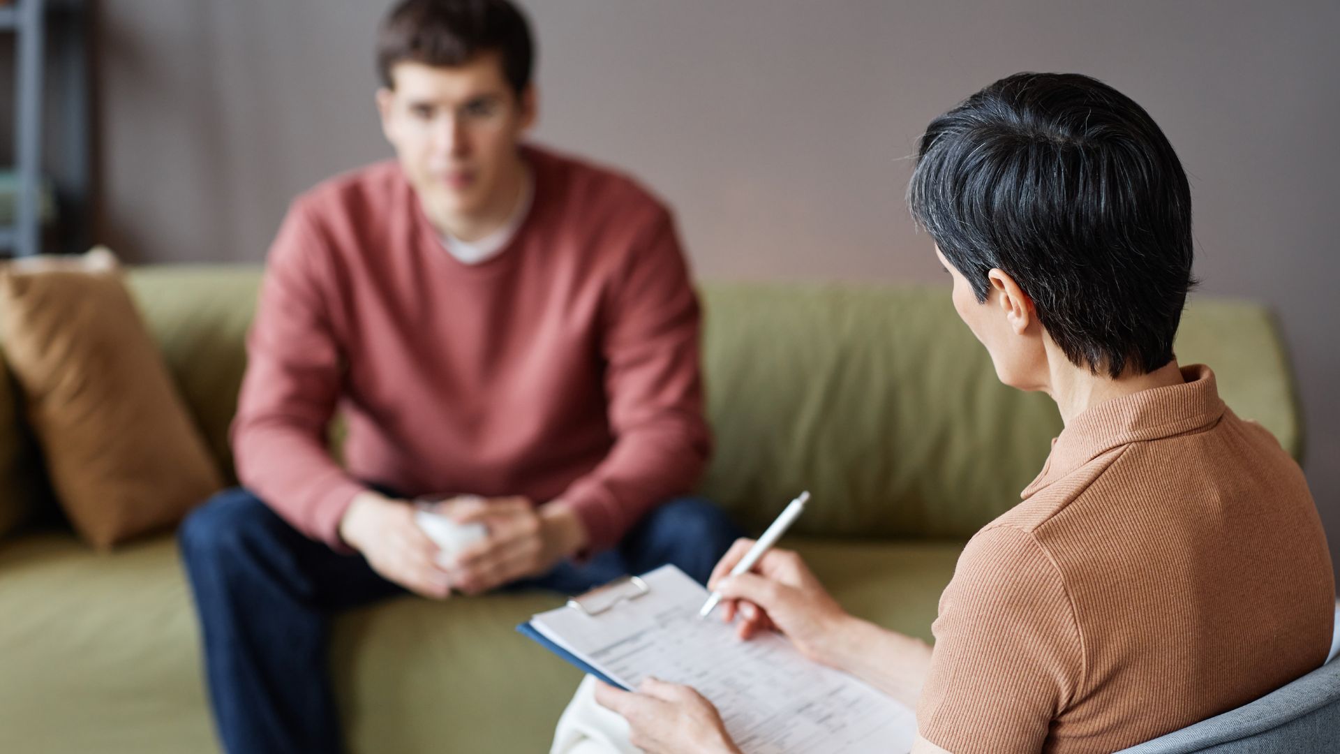 A Comprehensive Guide to The Four C's of Addiction - Radix Recovery
